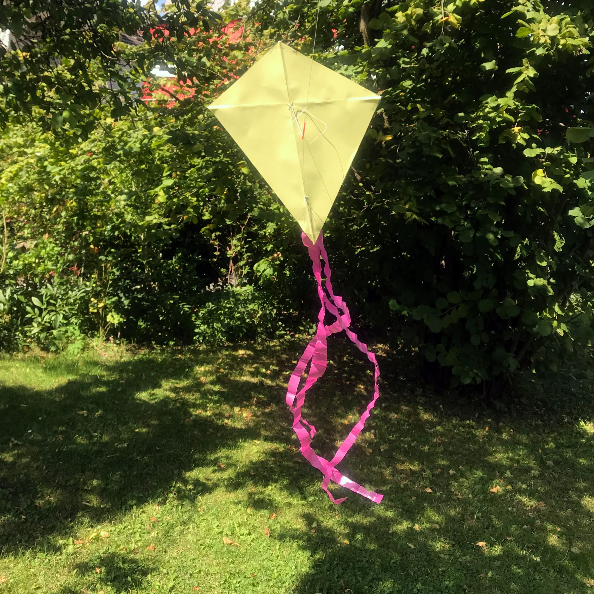 DIY: Flugdrachen basteln | Kinderkultur online